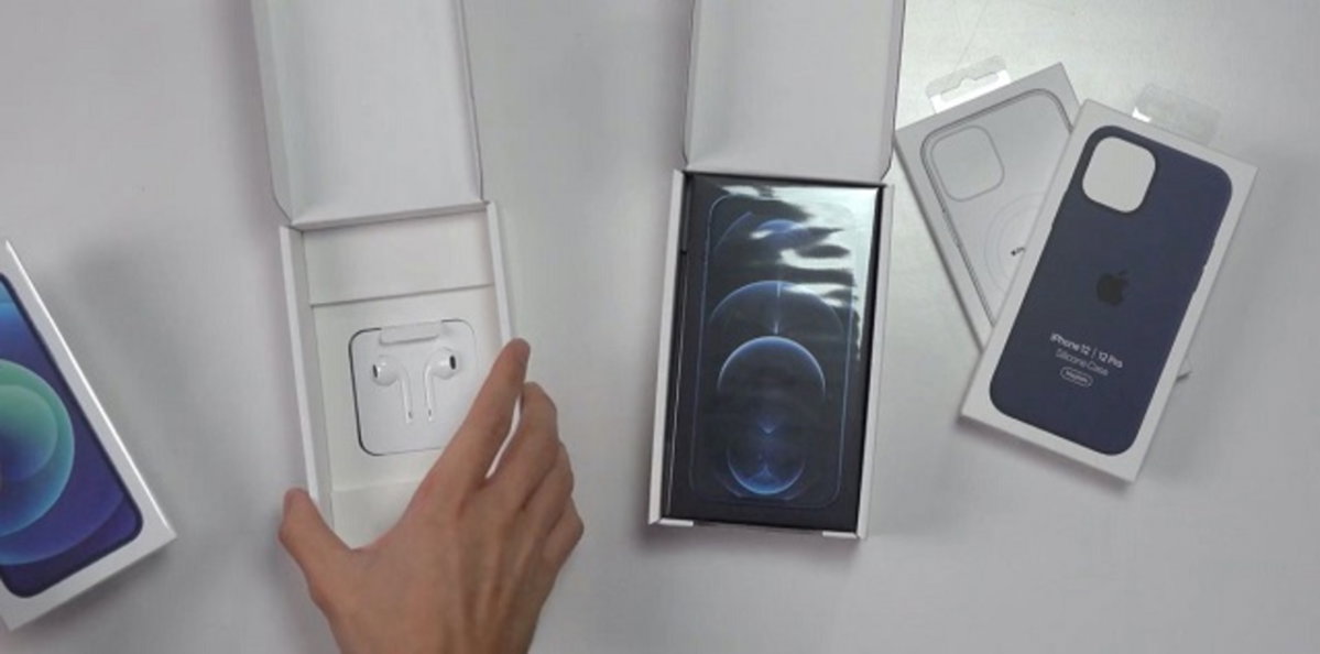 Así son las cajas francesas de los iPhone 12 que sí incluyen EarPods