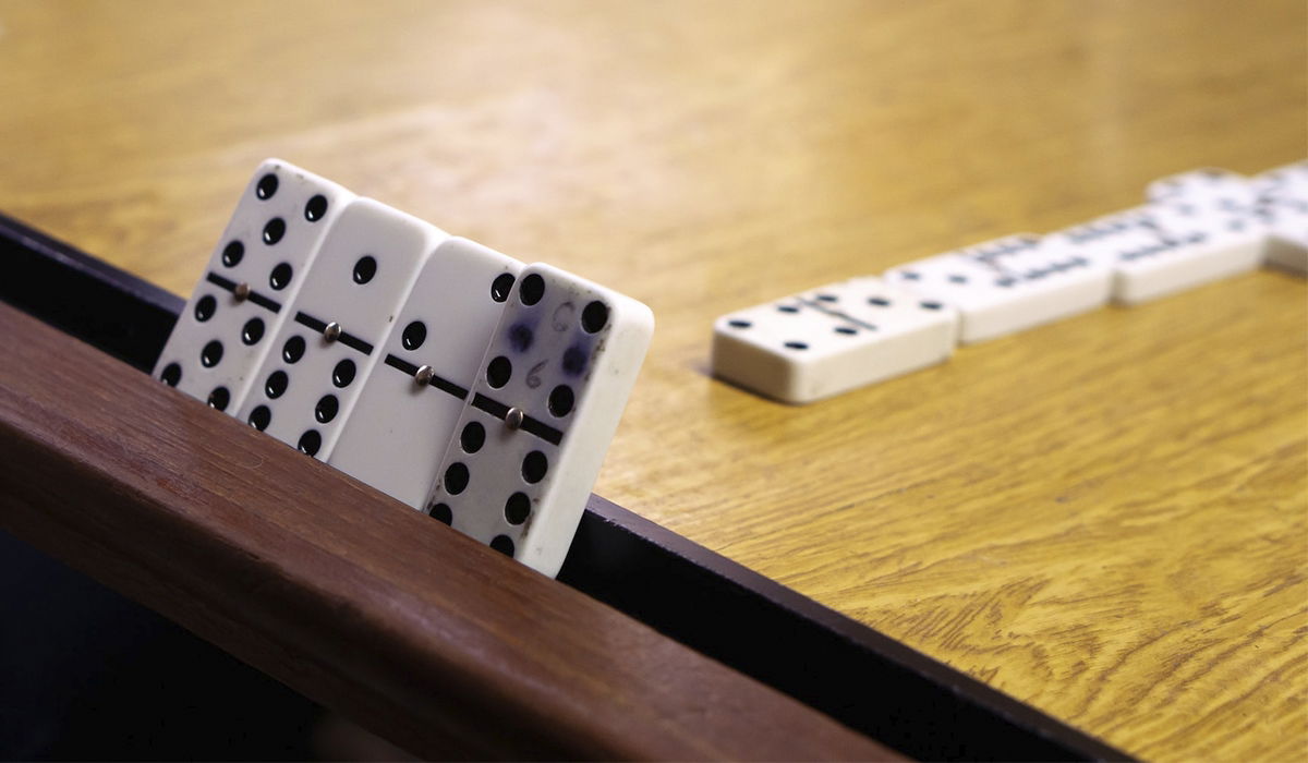 Learn to play dominoes with these apps for iPhone | Gadgetonus
