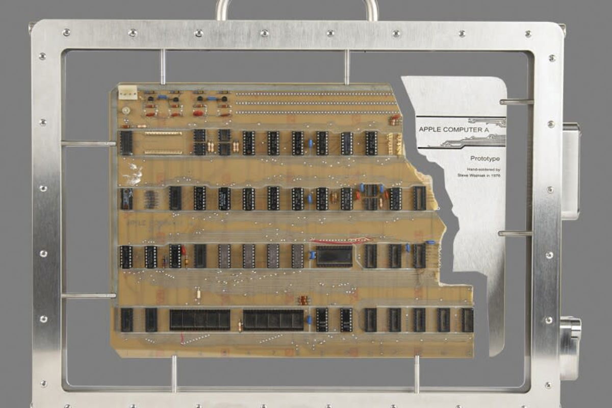 El prototipo de Apple-1 que le perteneció a Steve Jobs se ha vendido por más de lo esperado