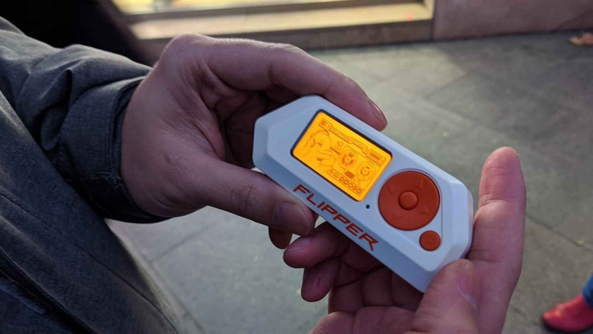 Flipper Zero ya no puede hacerle nada a tu iPhone gracias a iOS 17.2